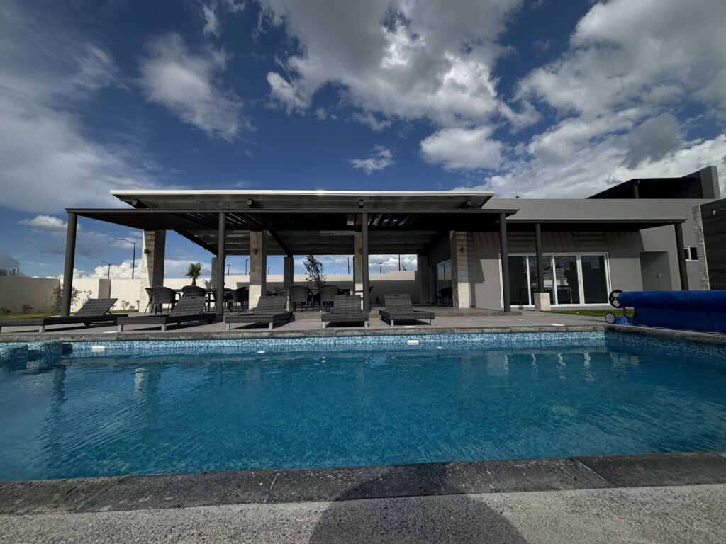 Castello Landing - La Vista